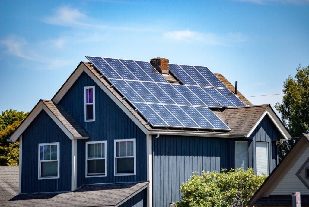 Solar Panel Cost in 2025: Pricing and Savings Breakdown