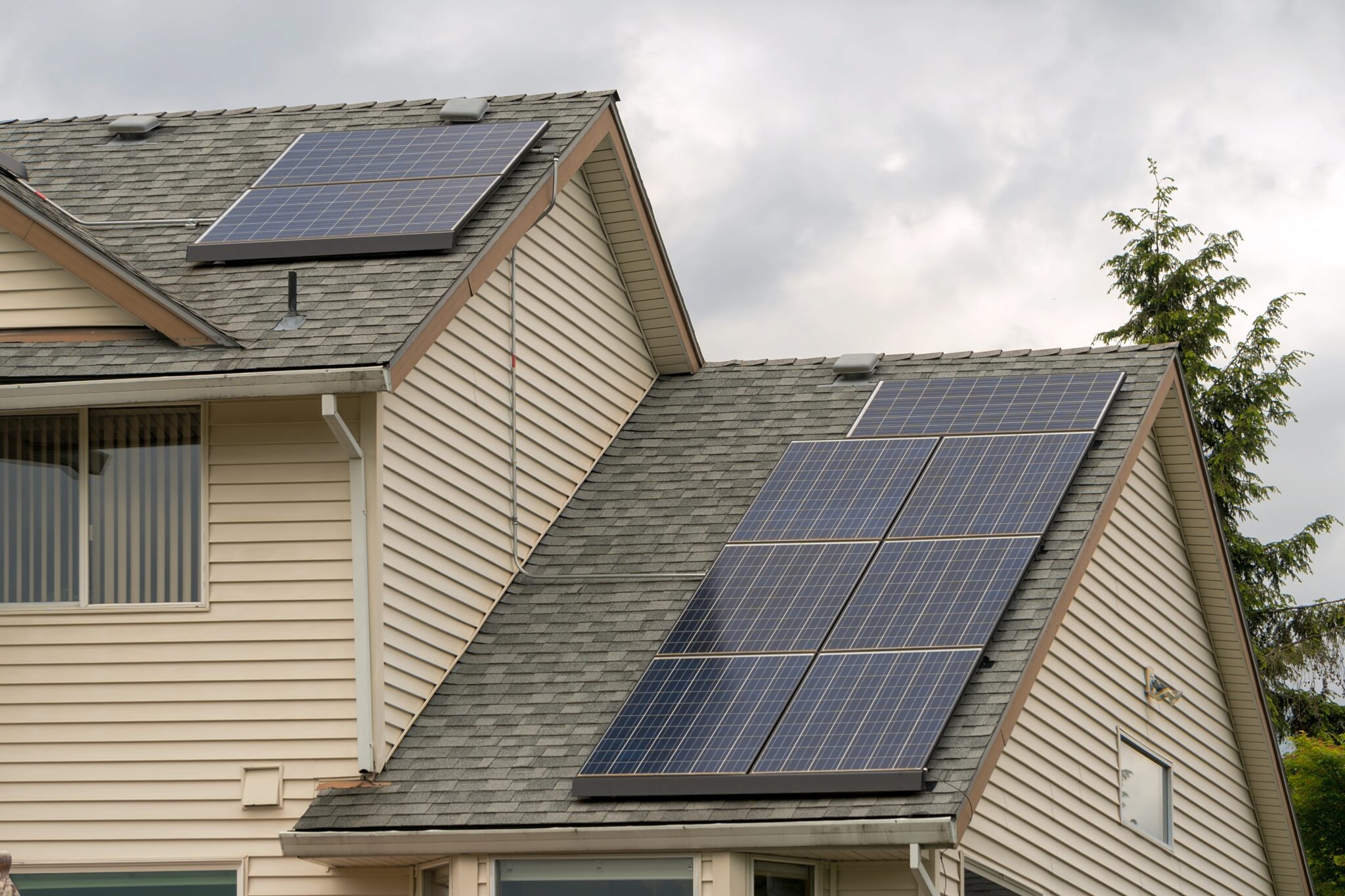 SunPower vs. Sunrun: Which Company Is Better? (2025)