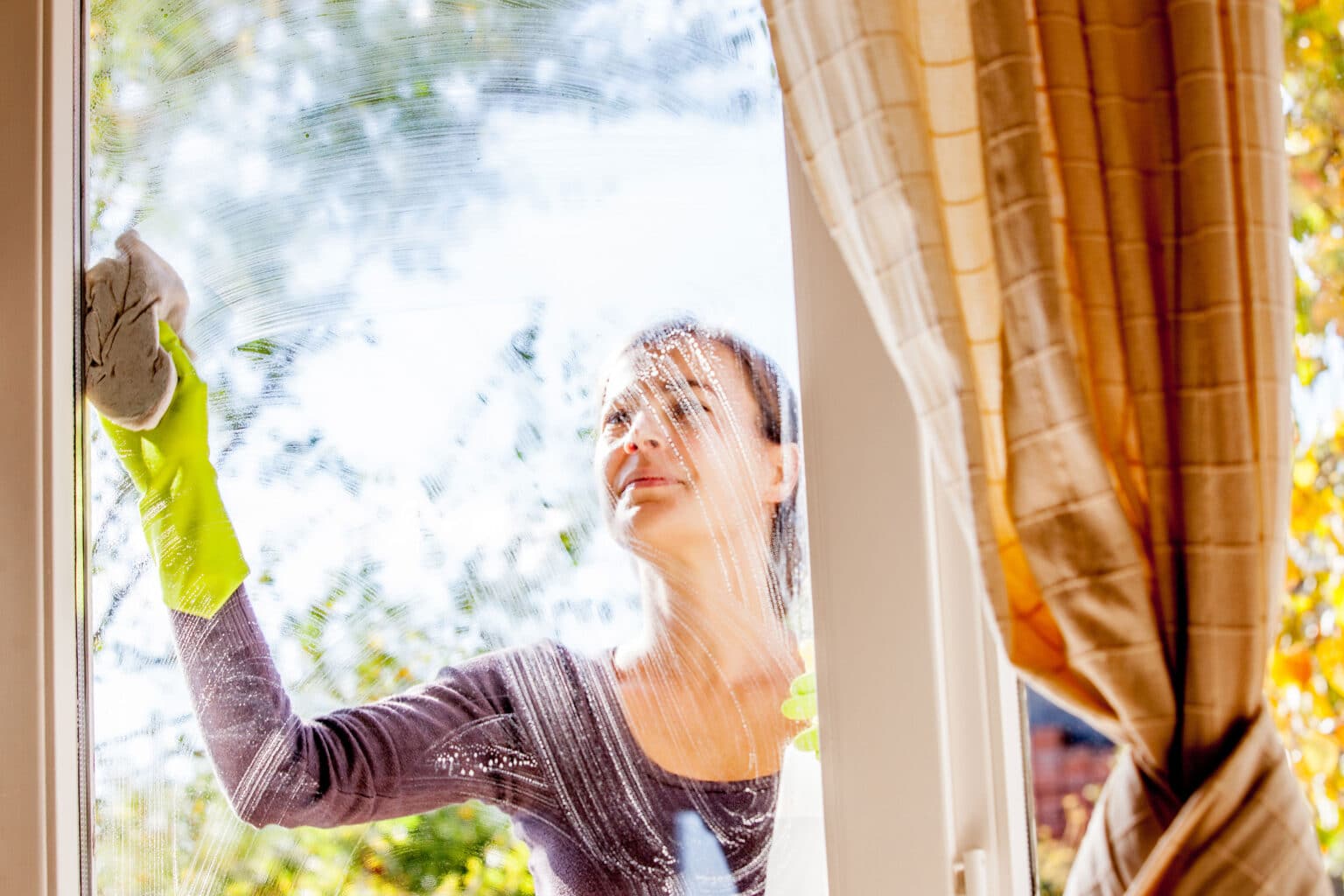 How Much Does Window Cleaning Cost? 2025