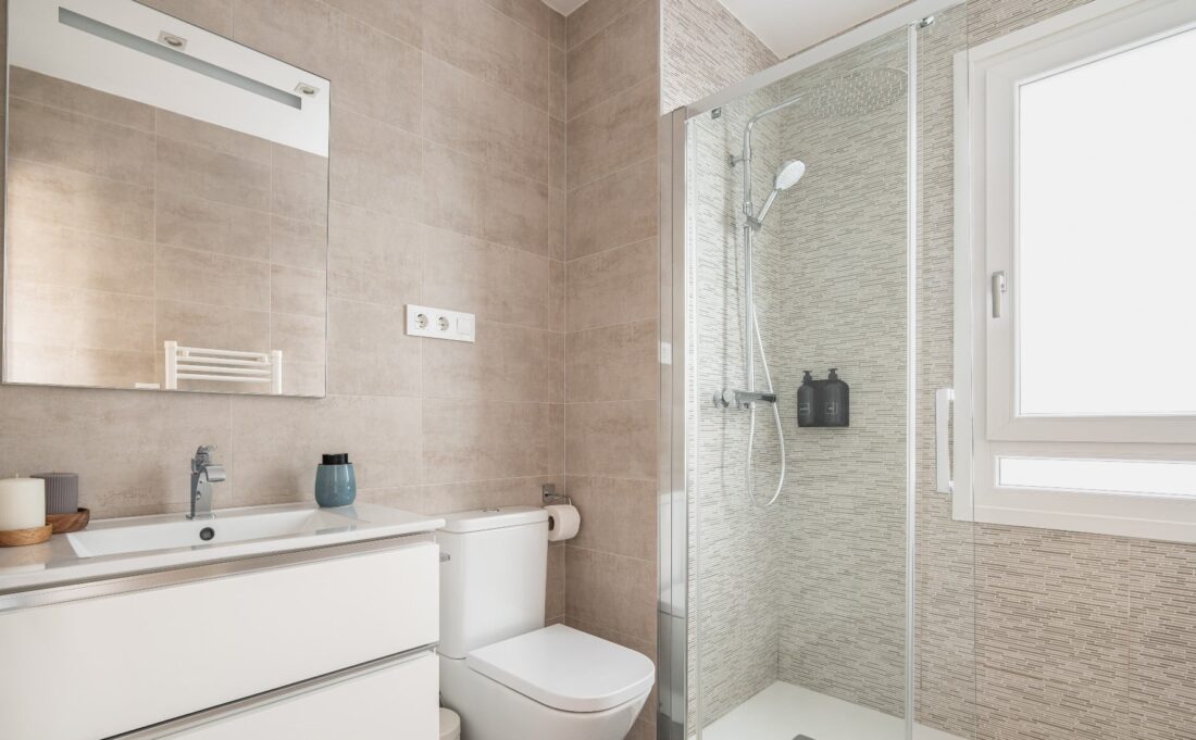 Guide to Windows in Showers