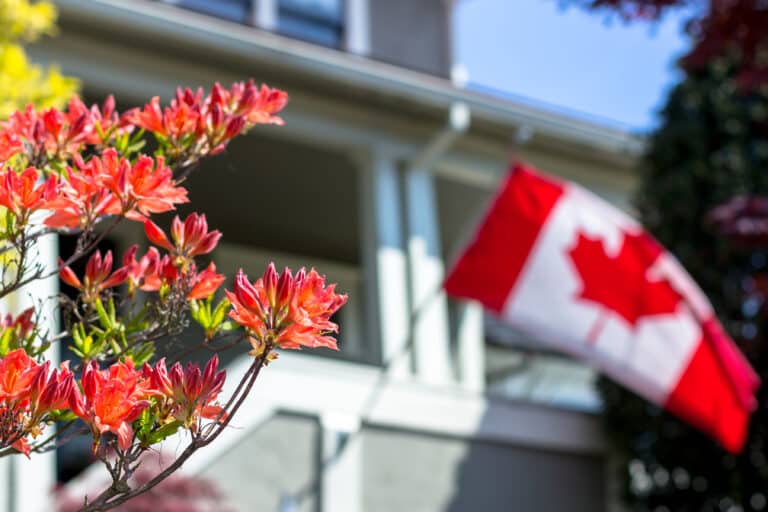 How To Move to Canada