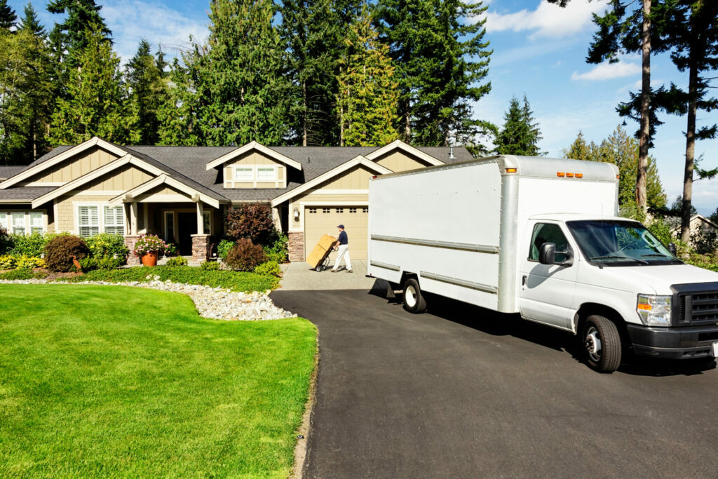 What Moving Truck Size Should You Get? (2024 Guide)
