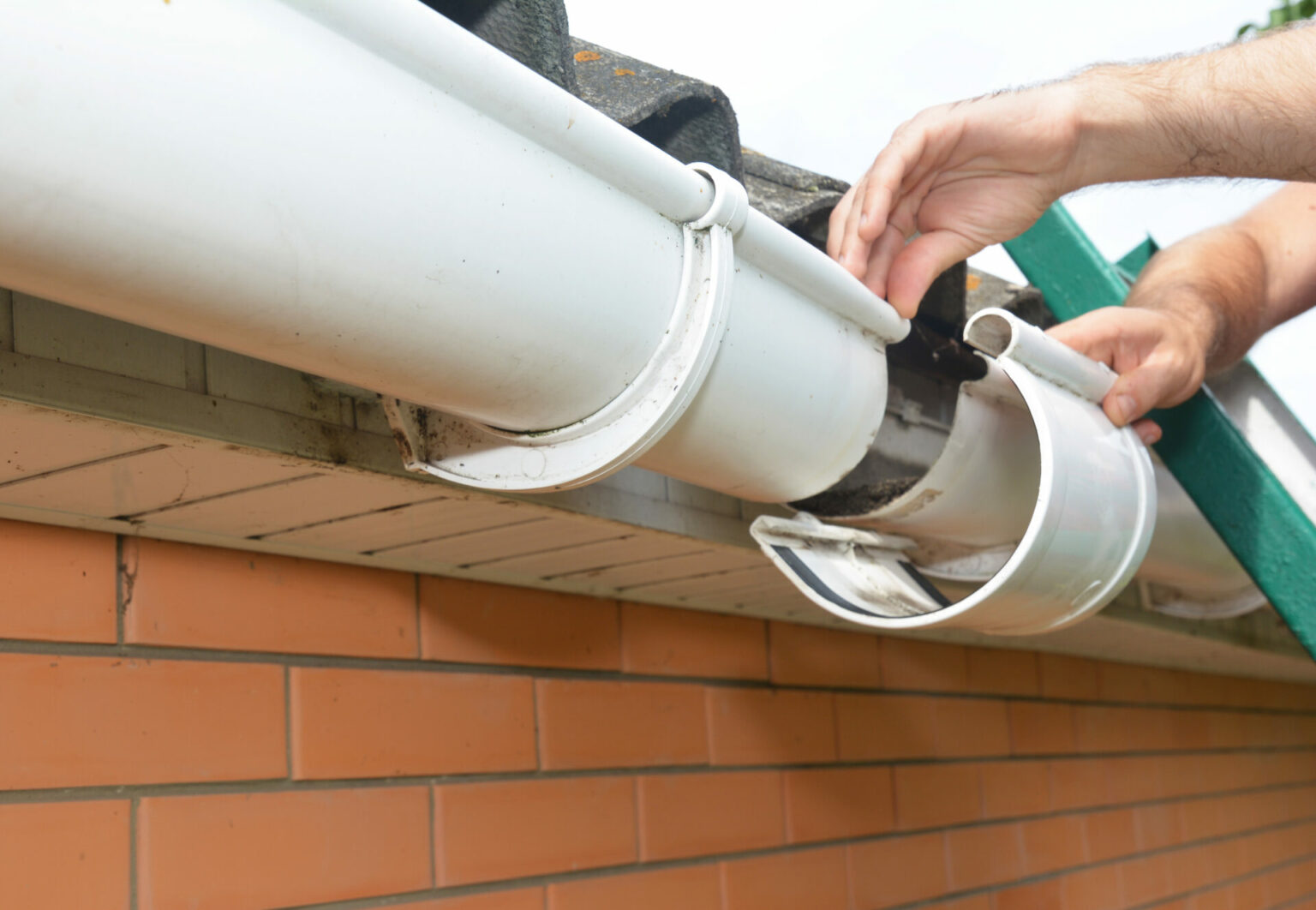 Gutter Installation Cost in 2025: Materials and Type