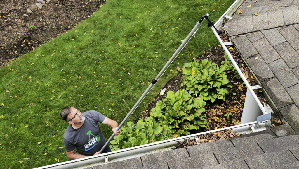 How To Fix Sagging Gutters