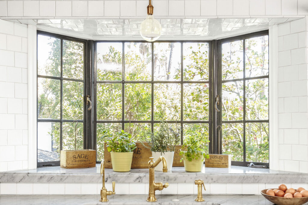 What Is a Bay Window?