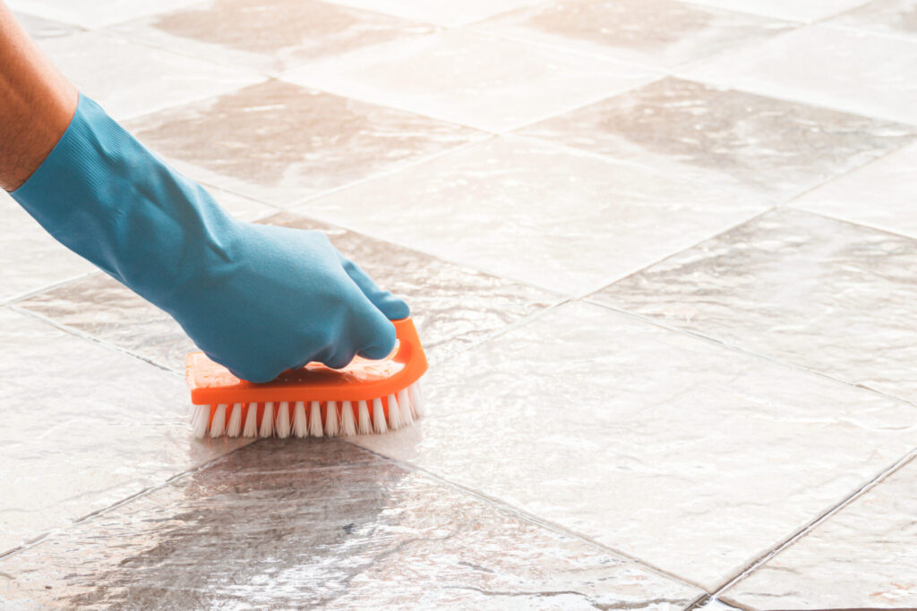 The 5 Best Grout Cleaners (2025 Review)